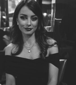 Anna Zapala Biography, Age, Wiki, Height, Net Worth, Boyfriend & More