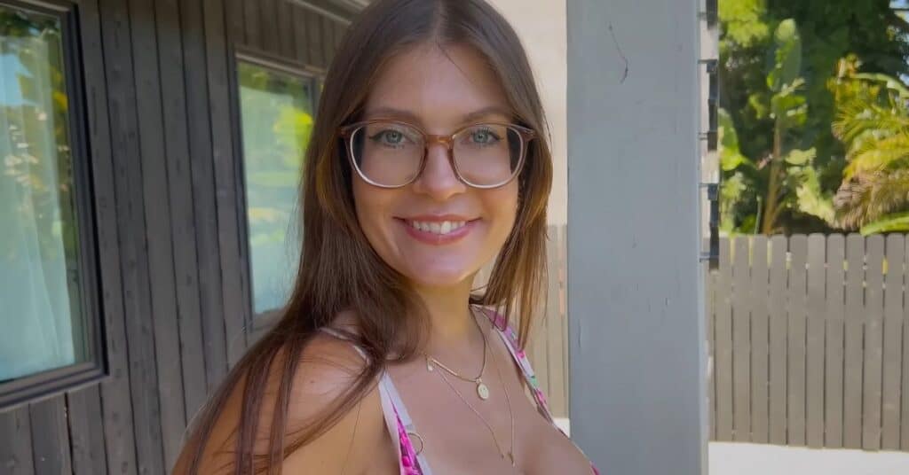 Leicht Perlig Bio, Age, Height, Net Worth, Boyfriend, & More